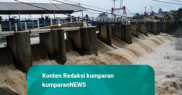 Hujan Deras Guyur Puncak, Pintu Air Katulampa Siaga III | kumparan.com